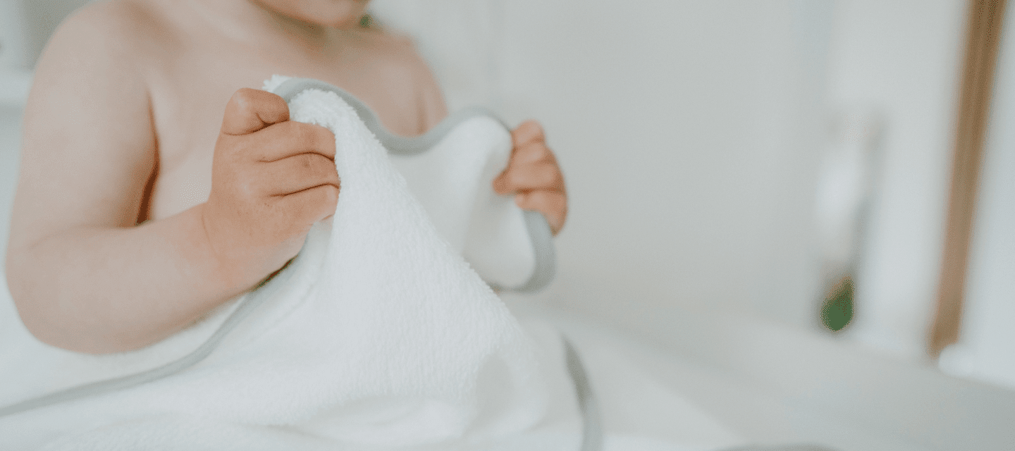Erstes Baden von neugeborenen Babys | So geht`s!
